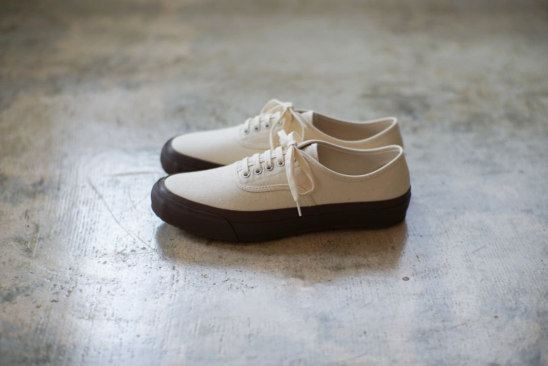 DOEK SHOE INDUSTRIES – unexpected store